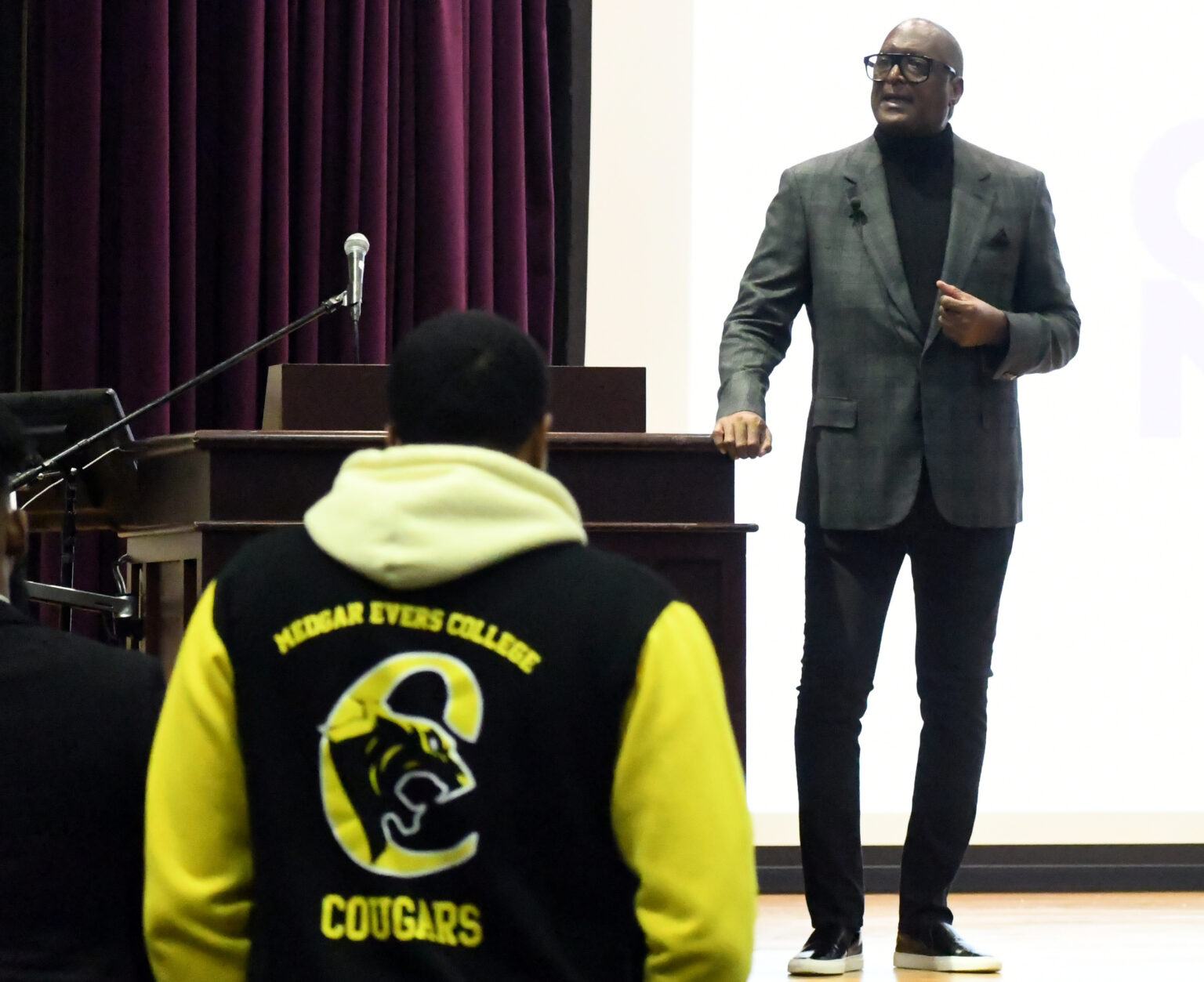 Dr. Mathew Knowles bring entrepreneur tips to Medgar Evers College ...
