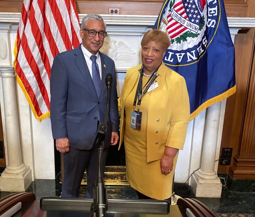 While at HBCU Fly-In, Dr. Ramsey & Medgar Evers College lauded by key ...
